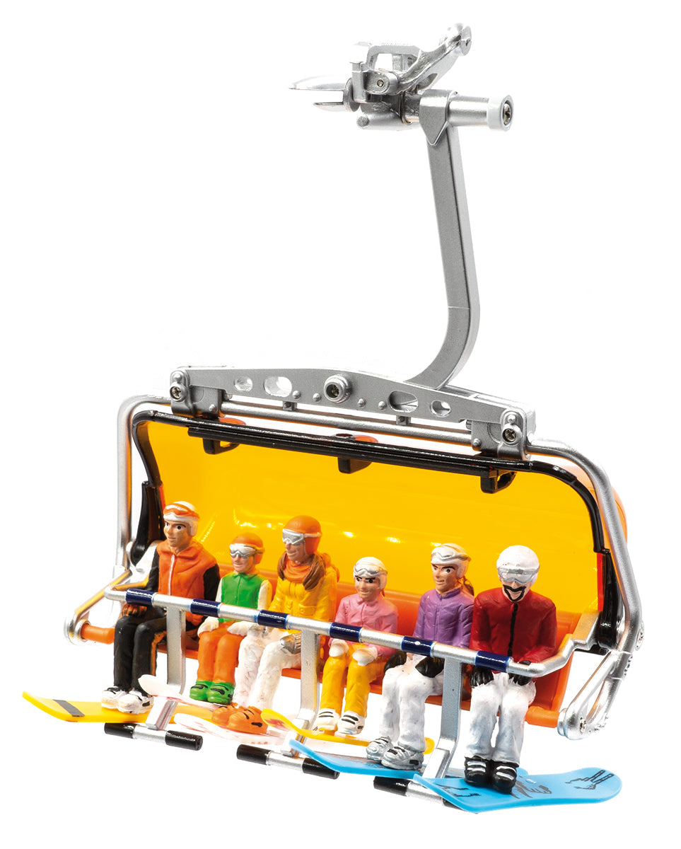 Sitting skier figurines (set of 6) – I Dream of Snow